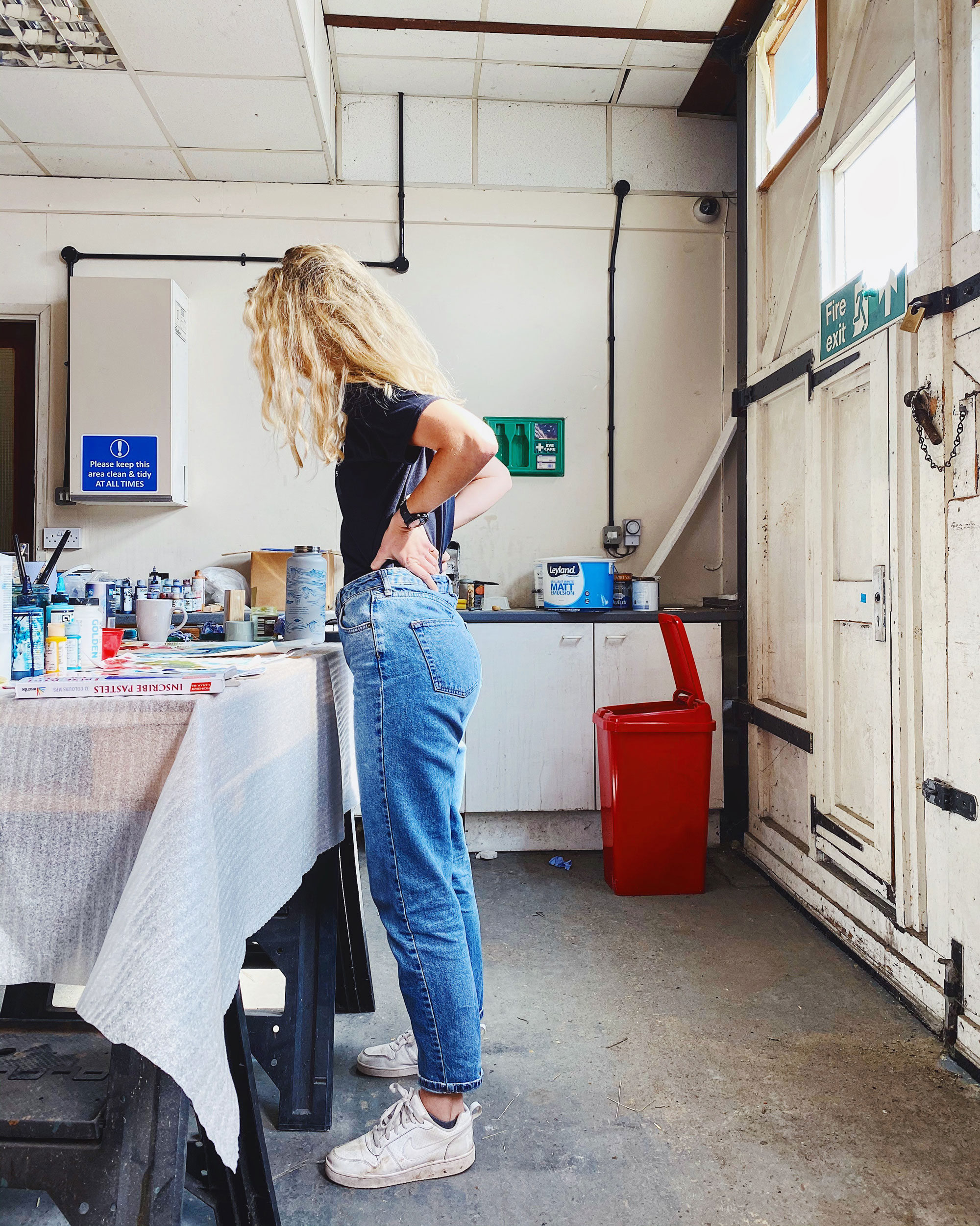 British Abstract Artist based in Gloucestershire - Emma Howell