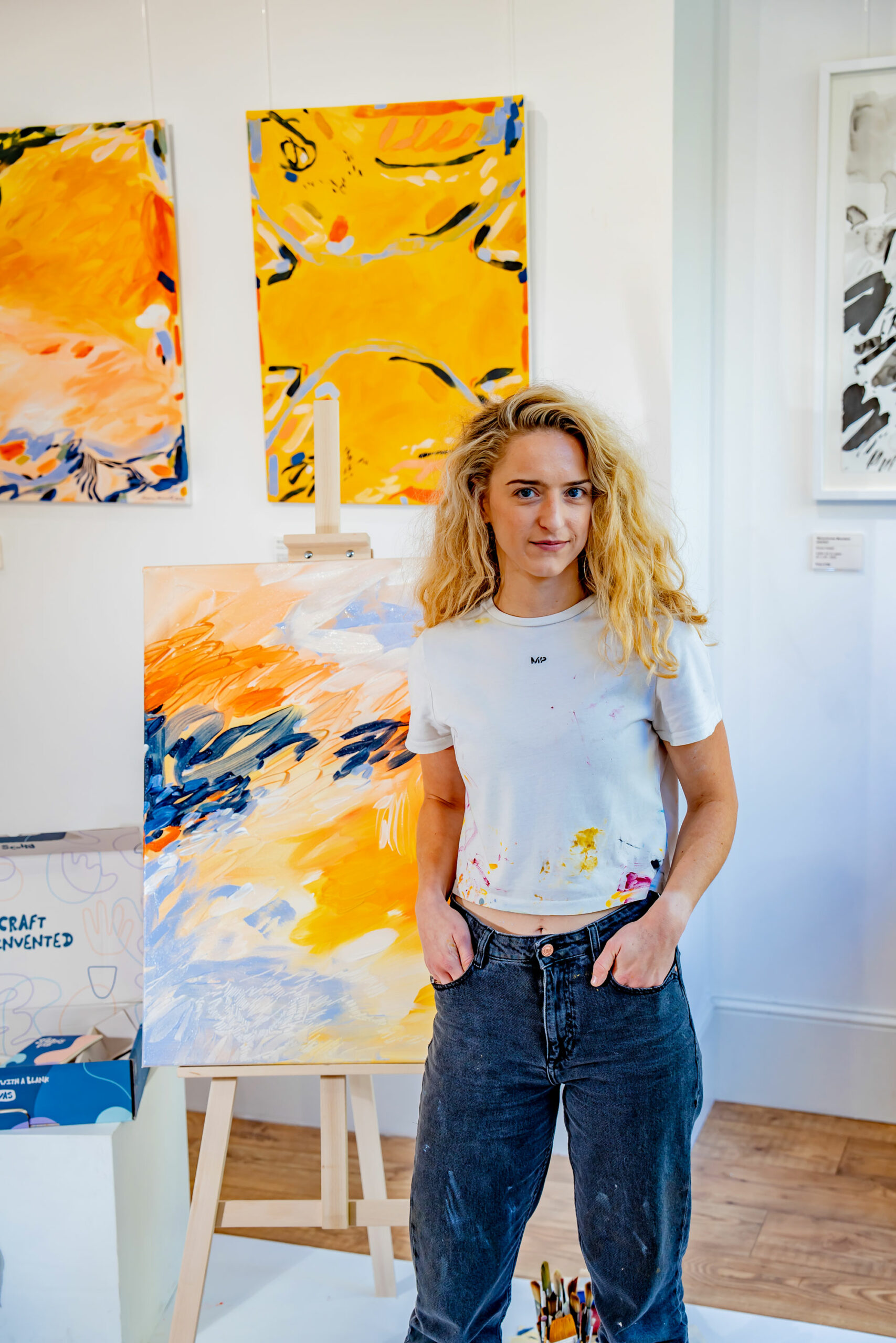 British Abstract Artist based in Gloucestershire - Emma Howell